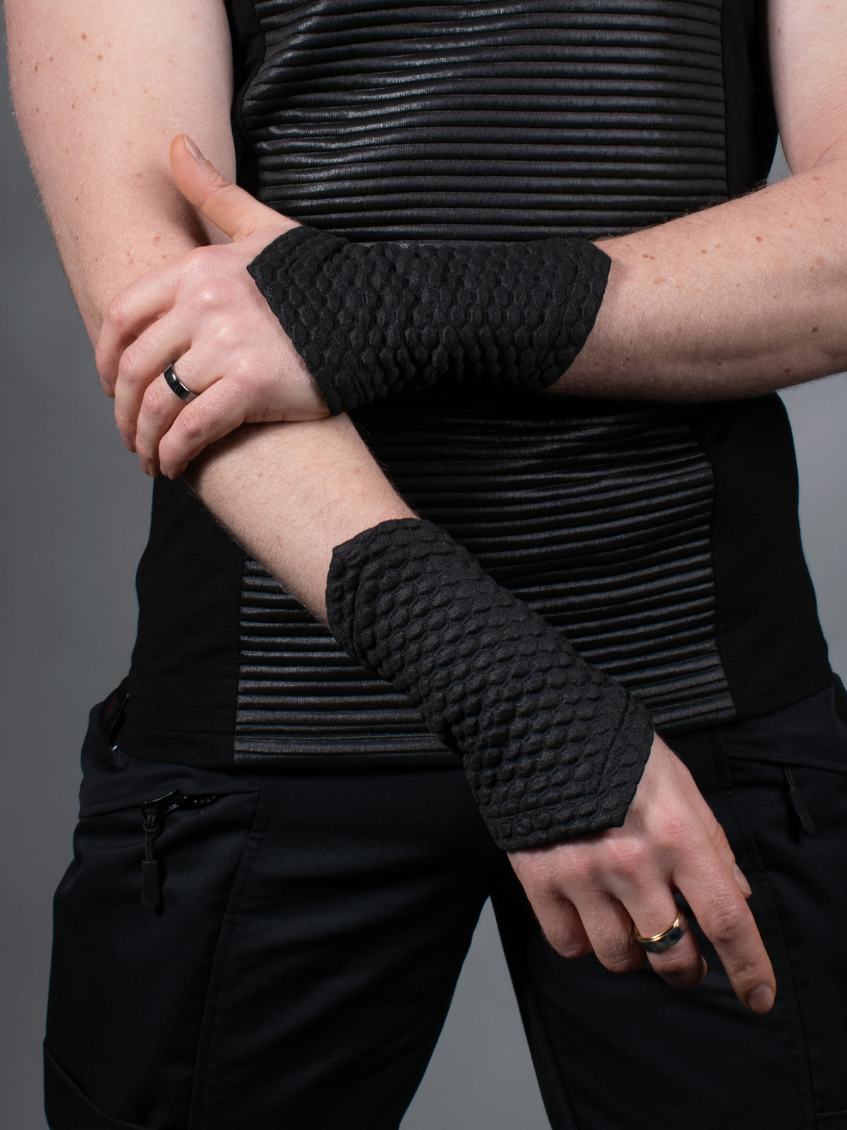 Ready to wear cyberpunk and futuristic clothing – ZOLNAR